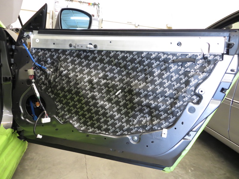 Is acoustic damping necessary for your car? - Reflecton